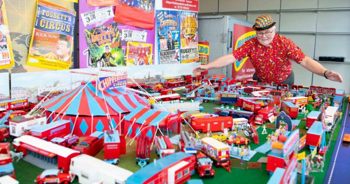 Circus comes to town this Christmas - in miniature - Photo 1 of 1 ...