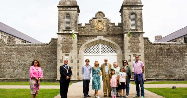 Good Lord! Viscount brings his family for an Antrim walkabout - Photo 1 ...