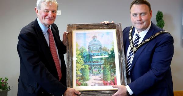 Yet another dignitary goes home with the work of celebrated Antrim ...