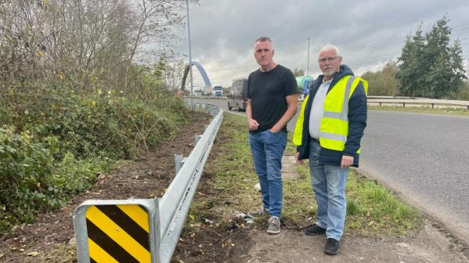 MLA welcomes safety barrier at Toomebridge - Photo 1 of 1 - Antrim Guardian