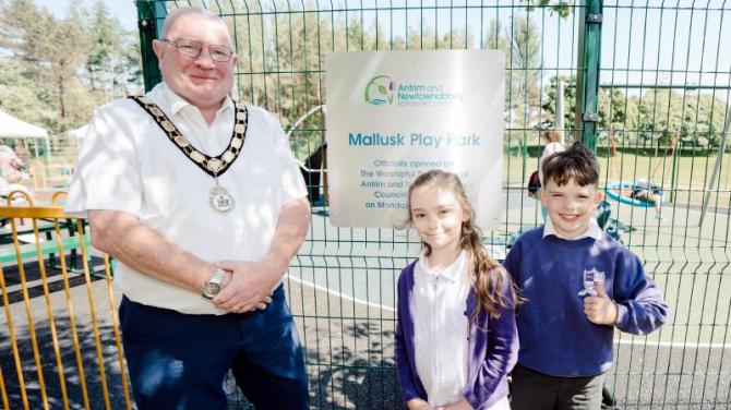 Mayor opens new Mallusk playpark - Photo 1 of 1 - Antrim Guardian